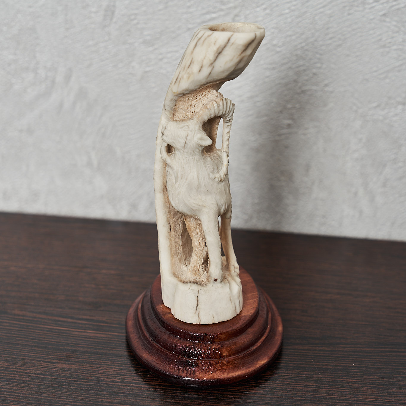 ELK (DEER) BONE TAXIDERMY ART DECORATIVE CARVED VASE, BOWL CARVING FOR ...